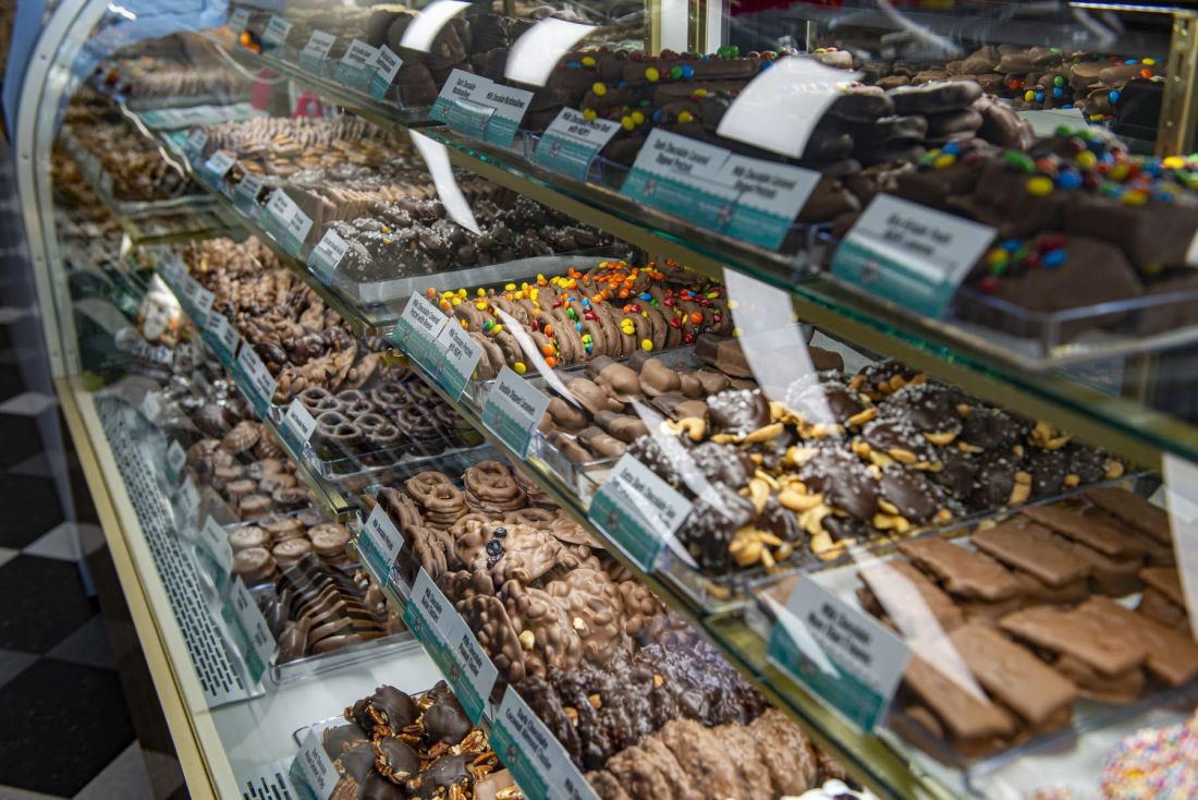 Big Buck's Ice Cream | Outer Banks